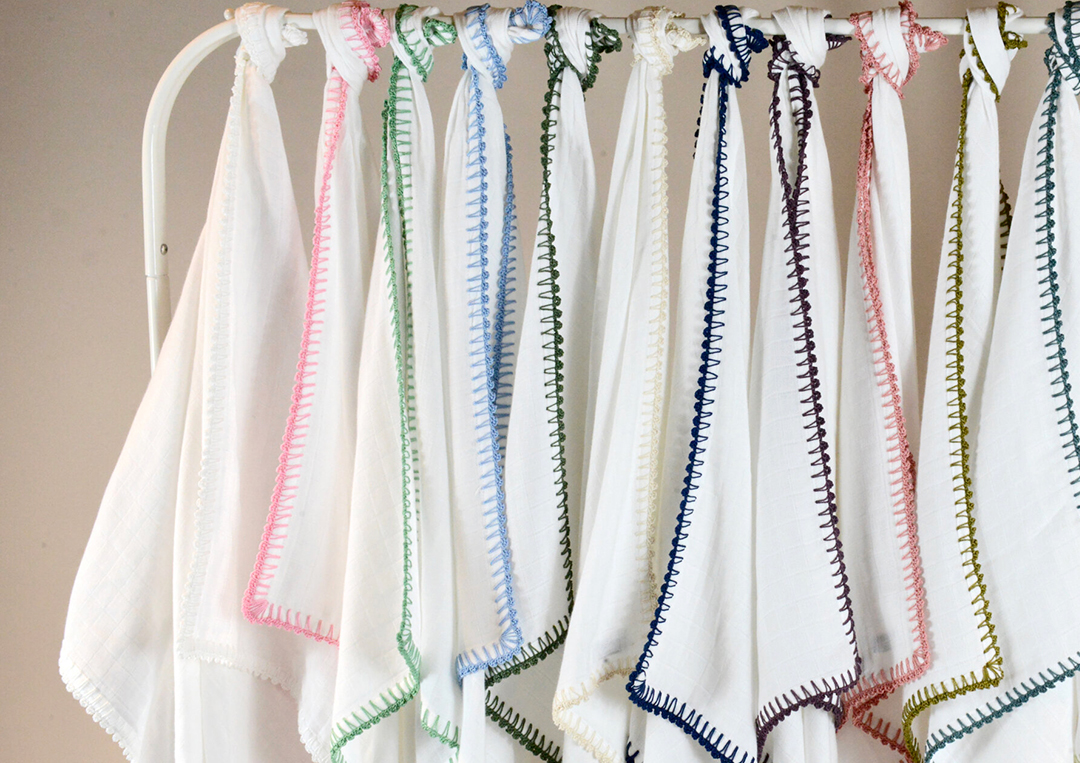 YAARN スワドル Moon | 心の奥に残るものを。ama